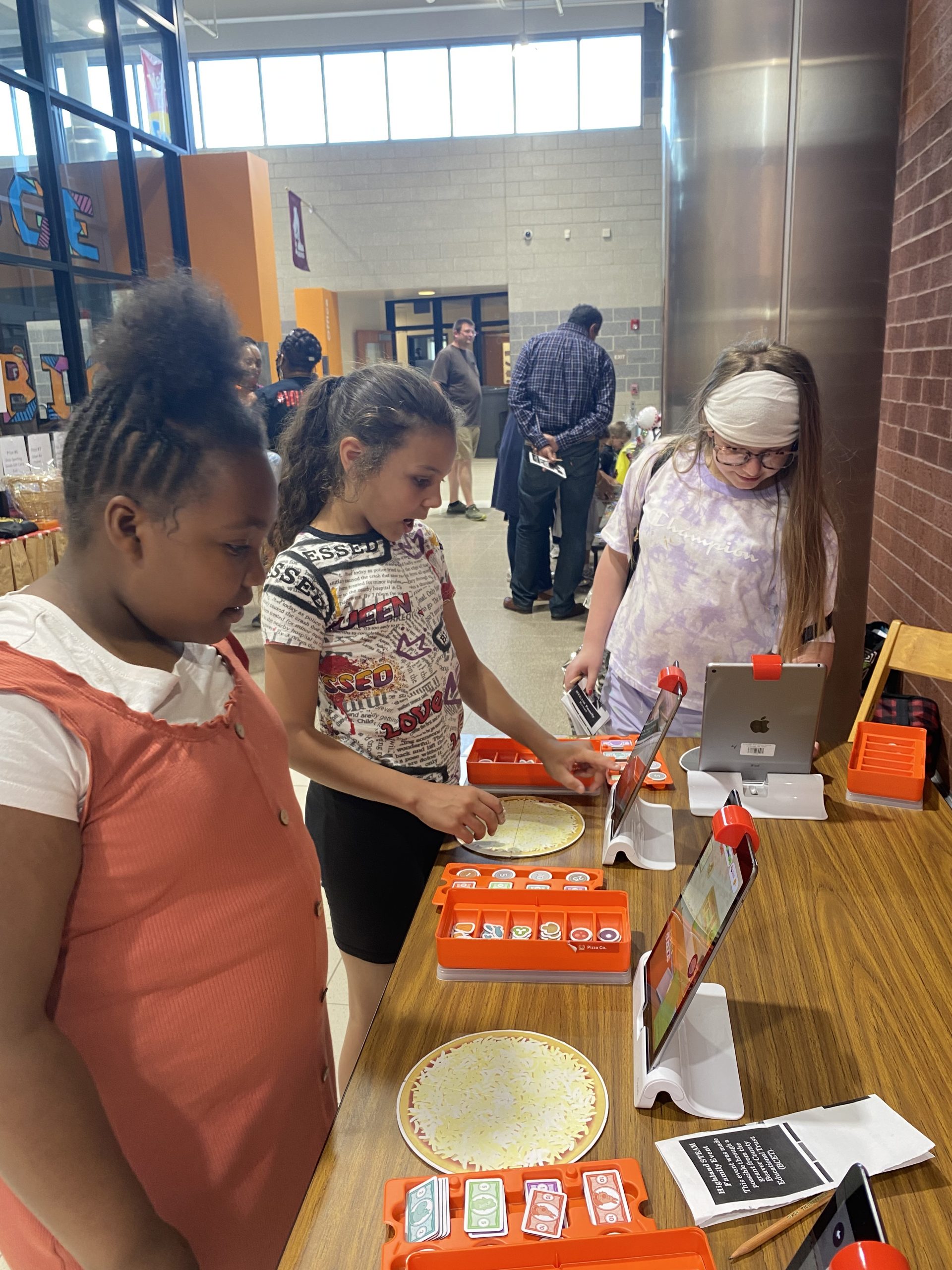 Highland Elementary STEAM Family Night - Ambridge Area School District